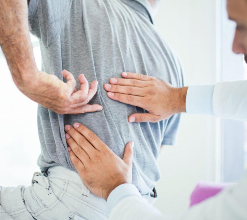 Pijnstillers of therapieën? Wat helpt tegen rugpijn? - Medical Massages